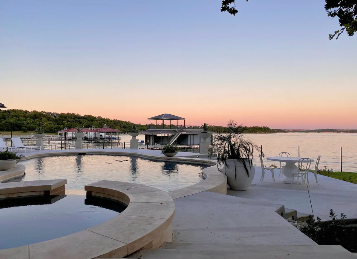 The Best Airbnbs for a Secluded Staycation Near Dallas - Second Shelters